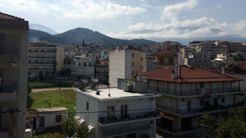 ΟΡΟΦΟΣ ΠΟΛΥΚΑΤΟΙΚΙΑΣ ΣΤΗΝ ΟΔΟ ΑΡΚΑΔΙΟΥ ΠΩΛΕΙΤΑΙ