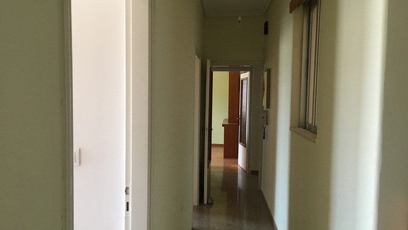 ΠΩΛΕΙΤΑΙ ΔΙΑΜΕΡΙΣΜΑ ΣΤΗ ΄ΛΙΒΑΔΕΙΑ