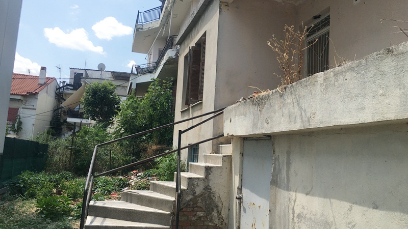 ΠΩΛΕΙΤΑΙ ΗΜΙΤΕΛΗΣ ΜΟΝΟΚΑΤΟΙΚΙΑ ΣΤΗ ΛΙΒΑΔΕΙΑ