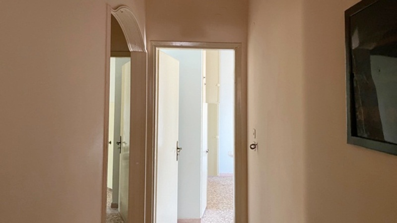 ΟΡΟΦΟΔΙΑΜΕΡΙΣΜΑ ΠΩΛΕΙΤΑΙ ΣΤΗ ΛΙΒΑΔΕΙΑ