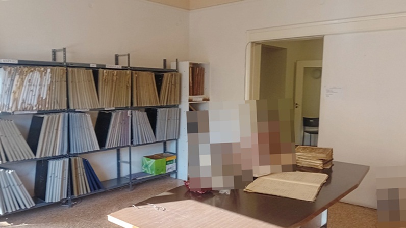 ΠΩΛΕΙΤΑΙ ΔΙΑΜΕΡΙΣΜΑ ΟΡΟΦΟΥ ΣΤΟ ΚΕΝΤΡΟ ΤΗΣ ΛΙΒΑΔΕΙΑΣ